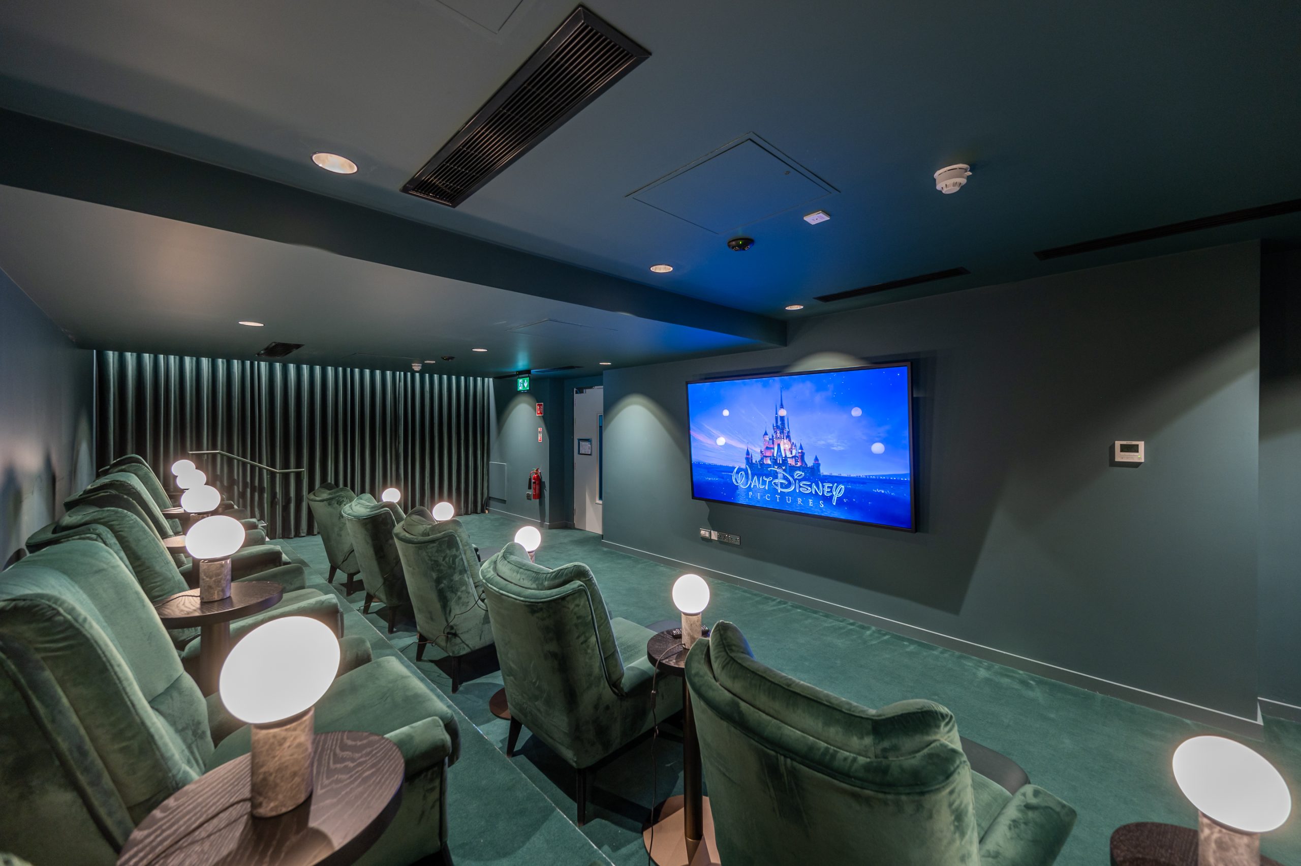 Serviced Studio Apartments | Flexible Stays | Niche Living